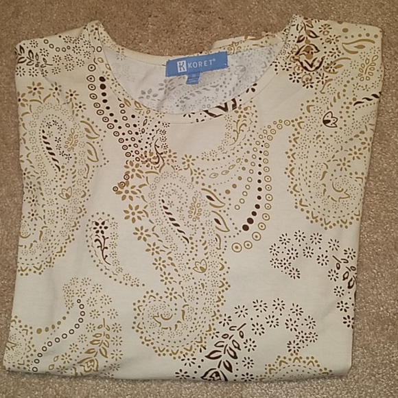 Koret | Tops | Koret Paisley Print Top | Poshmark